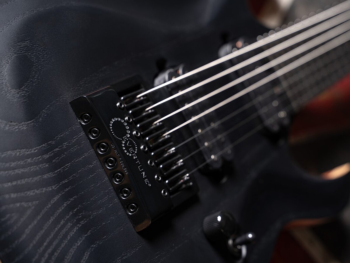 Introducing: The CORT KX707 7-string Guitar with EverTune Bridge