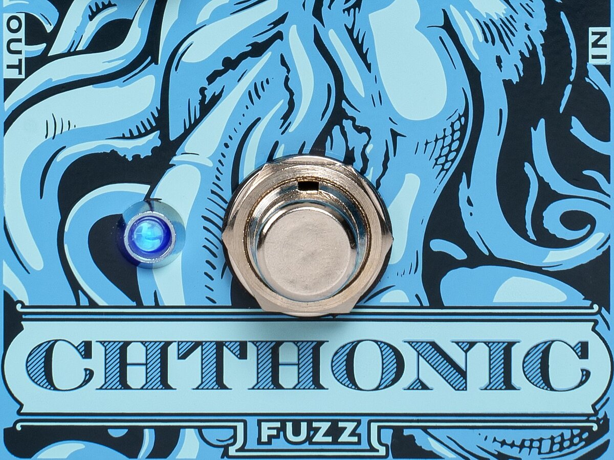 DOD Chthonic -Pédale fuzz au son gras et puissant